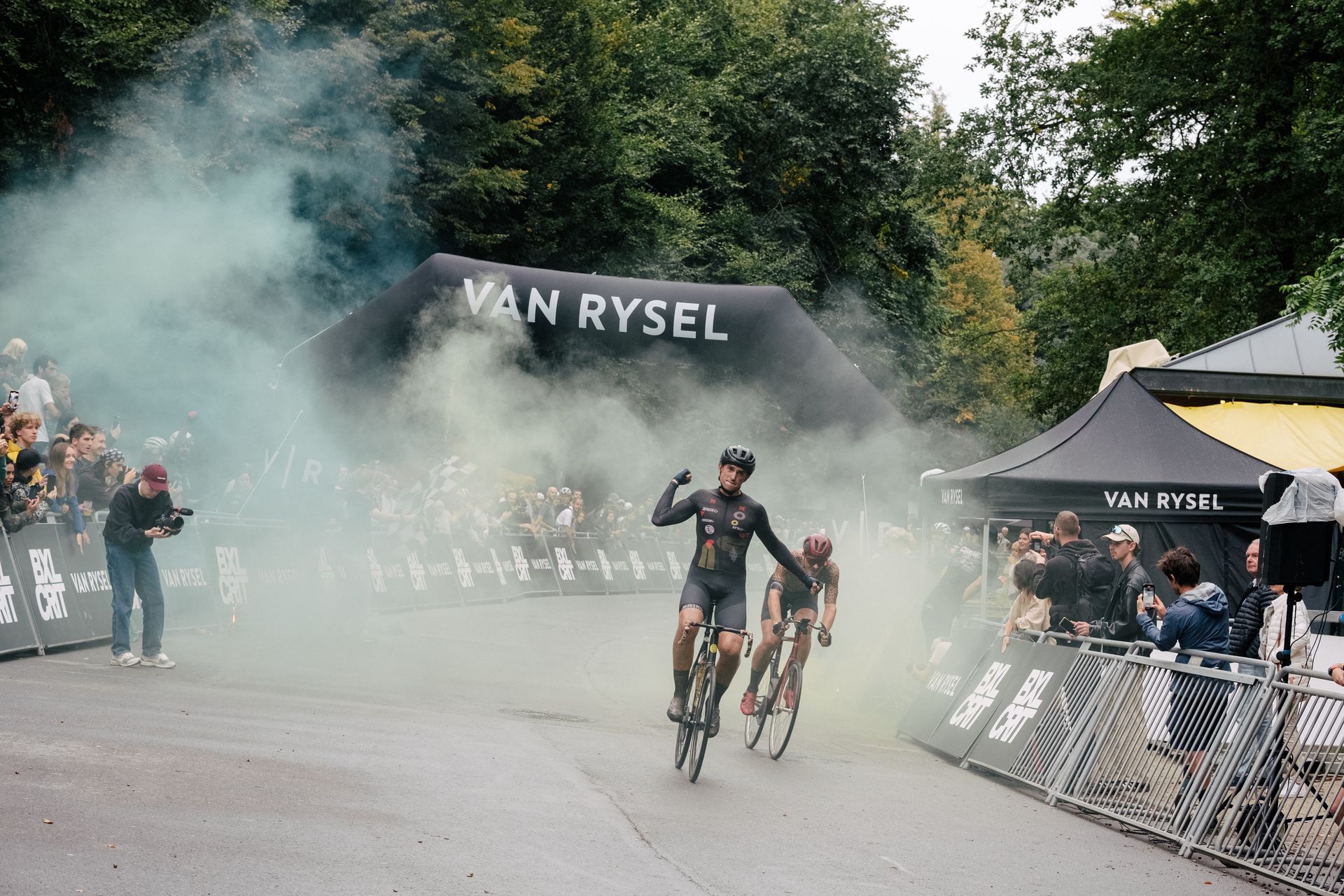 Short Track | BXL CRIT